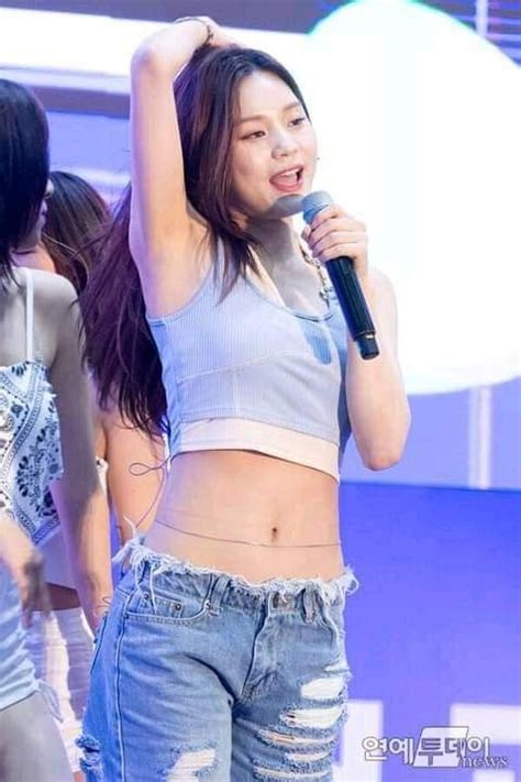 Pin Di Kpop Armpit Girlgroup