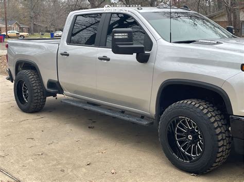 2021 Chevrolet Silverado 2500 Hd With 20x12 44 Gear Off Road Leverage
