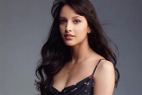 Top 10 Hottest Bollywood Actresses Of 2025