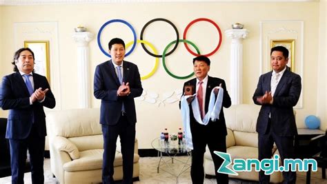 Zangi Mn Монголын үндэсний олимпийн хорооны Ерөнхийлөгч Б Баттүшиг тамгаа гардан авлаа