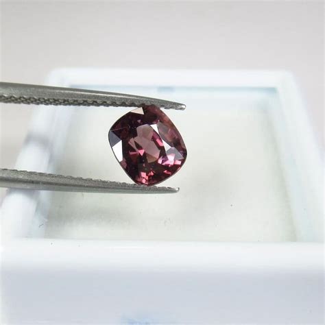 Synthetic Spinel Identification International Gem Society