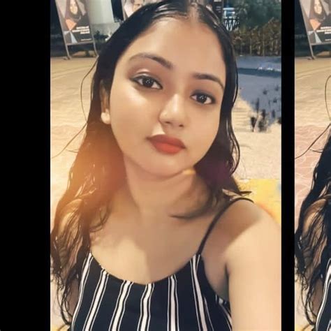 Riya Debnath Rdebnath On Threads