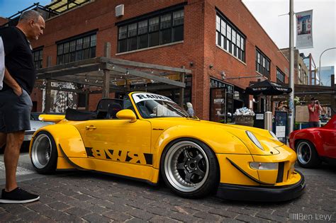 Yellow Rauh Welt Begriff Porsche 993 Cabriolet In Chicago