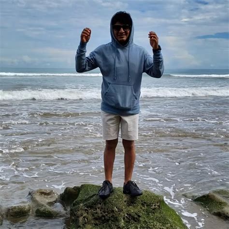 Adriän Alcivar (@adrian_alcivar5112) • Threads, Say more
