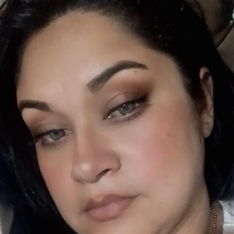 Andrea Bustos Youtube