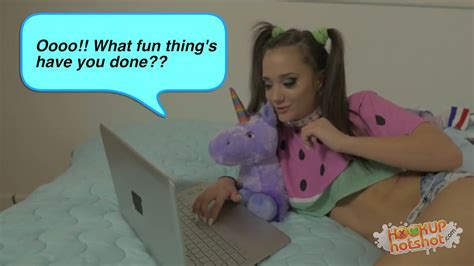 Милаха Джиа Пейдж жестоко выебана в рот и в пизду вверх тормашками