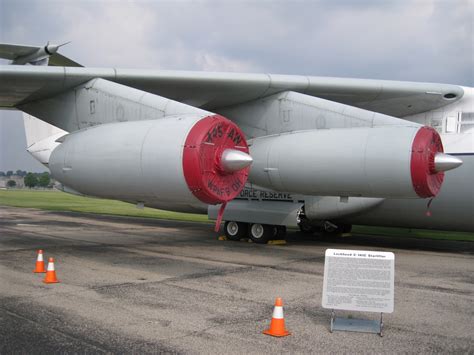 C 141c Starlifter Walk Around Page 2
