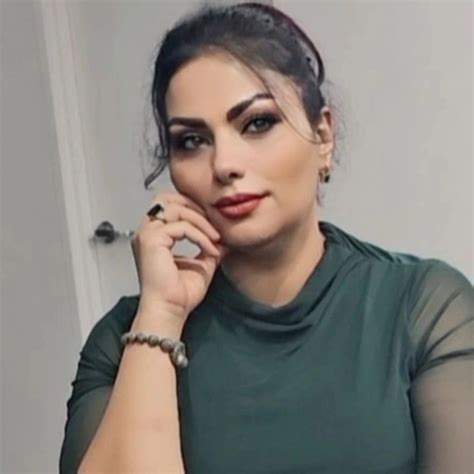 بی‌بی‌ های ما، پایِ دارِ قالی، حرف‌هایی می‌زدند می‌گفتند تار و پودی