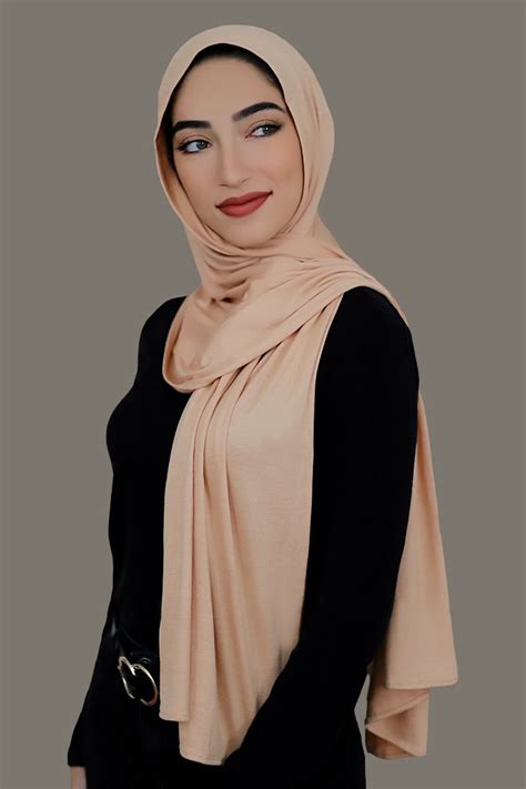 Small Jersey Hijab Nude