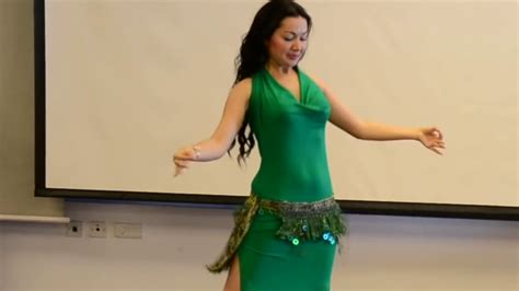 رقص مست دختر عربی در خانه 2018 Youtube