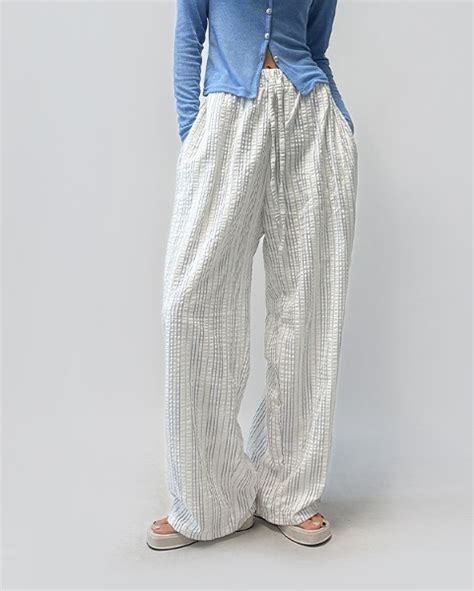 엣템 해변룩동남아 스트라이프 시어서커 와이드 롱 팬츠 트레이닝 추리닝 밴딩 바지 휴가 여행용잠옷 홈웨어 잠옷바지 2컬러