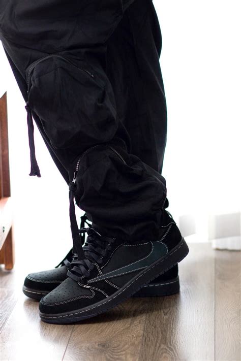 On Feet Today Travis Scott Black Phantom Coco R Repsneakers