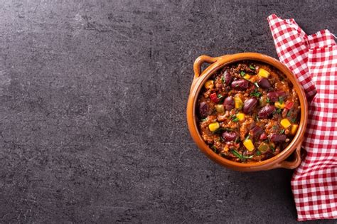 Premium Photo Traditional Mexican Tex Mex Chili Con Carne In A Bowl
