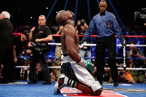 Floyd Mayweather Jr Undefeated Boxing Legend 15 Time World Champion