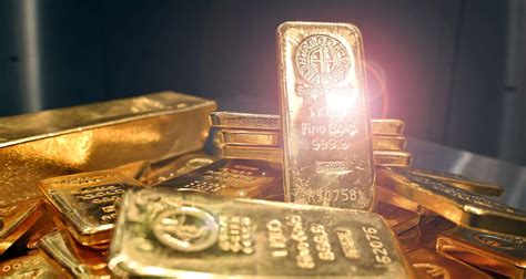 黃金走勢｜黃金價格衝破3 000美元大關！地緣政治緊張與降息預期持續推動避險需求 優分析uanalyze 掌握全球財經脈動，洞悉商業新趨勢