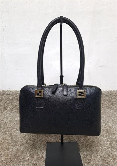 정품 펜디 가방 헬로마켓