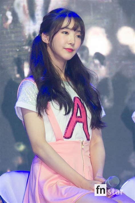 [포토] 해시태그 승민 ‘만화책 찢고 나온 미모 헉스