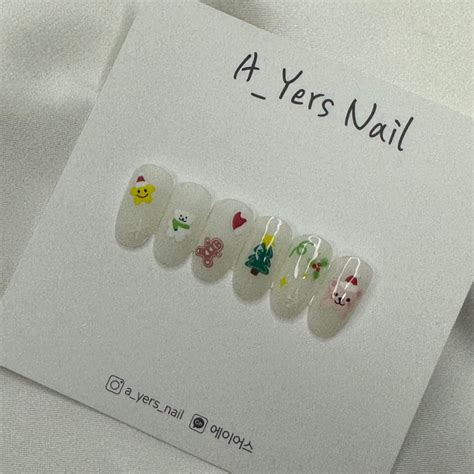 수제네일팁 화이트 크리스마스 스티커 귀여운 산타 트리 에이어스 네일팁