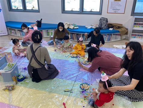 안동시가족센터 🌈안동시공동육아나눔터2호점🌈 영유아 오감발달 촉감놀이 자연물 100 퍼포먼스 🌼 Facebook