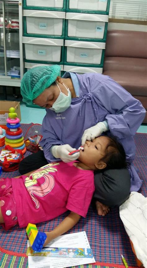 กิจกรรมลูกรักฟันดี ทันตกรรม โรงพยาบาลแม่สอด