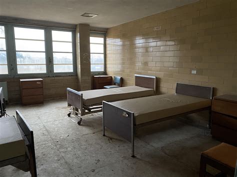 Abandoned Lunatic Asylum : r/urbanexploration