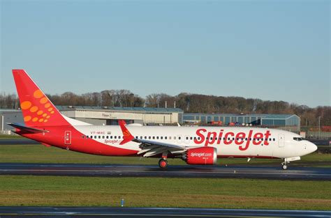 Spicejet Launches Business Class Travelobiz
