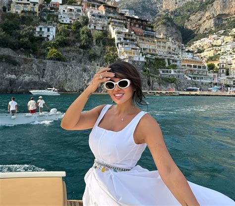 შორენა ბეგაშვილის ფოტოები პოზიტანოდან კვირის პალიტრა