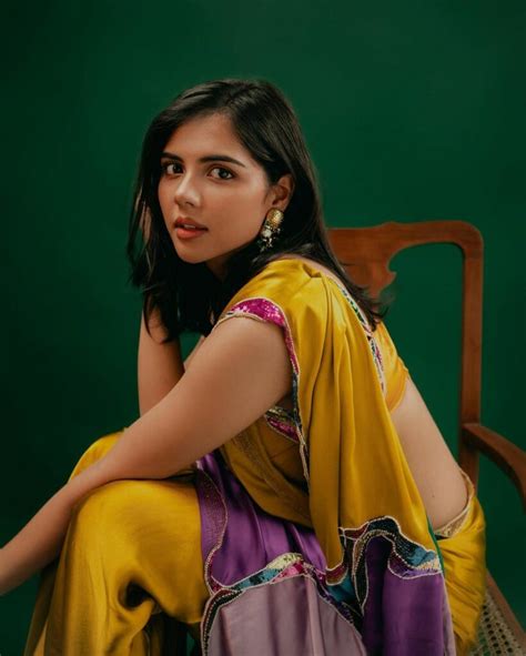 Pic Talk Kalyani Priyadarshan Glances Strikingly In Yellow Saree