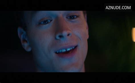 Paulina Singer Bikini Scene In Tell Me A Story Aznude