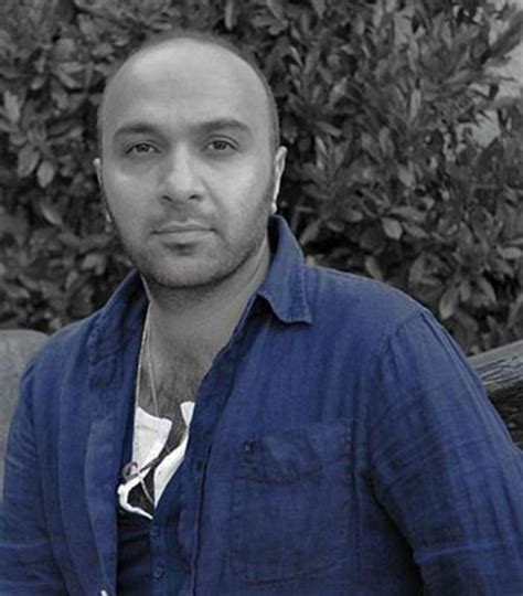 تیوال سیامک فیلی زاده