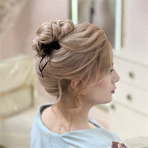 ‎شنیون و بافت مو 💆🏻‍♀️‎ ‎جذابیت اگر شنیون بود میشد این مدل مگه نه😍