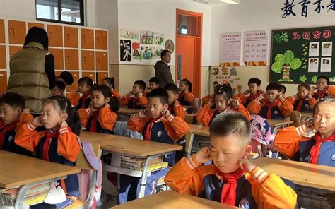 明眸善睐，“睛”彩童年 国科萌娃眼操展示活动——国科大青岛附属实验学校 宽高教育集团