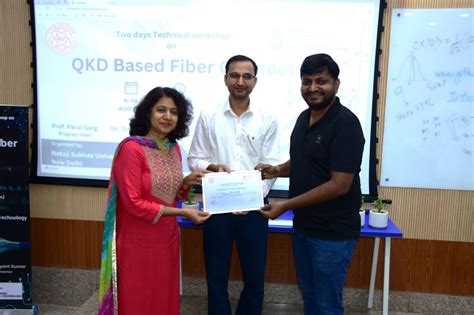 Ritu Raj Singh On Linkedin Qkd Quantumcommunication Quantumnetworking