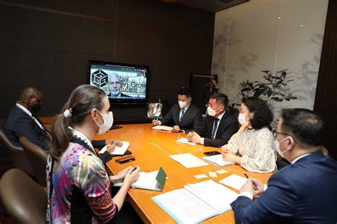 Даян дэлхийн ногоон хөгжлийн байгууллагын Ерөнхий захиралтай уулзав