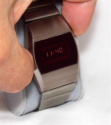 Vintage 1970s Electronic Quartz Wrist Watch With Red LED Display, No ...