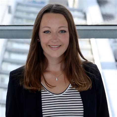 Louisa Lischak Kauffrau Für Büromanagement Extern Haustechnik Ek