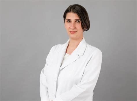 ირინე გაგუა გინეკოლოგი მიღებაზე ჩაწერა