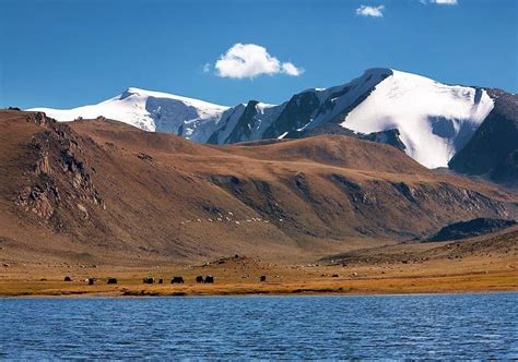 МӨНХХАЙРХАН СУМ