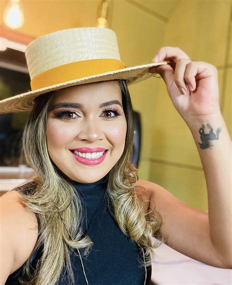Cantora Luana Magalhães Lança Ep Com Clássicos Do Sertanejo Em Ritmo De