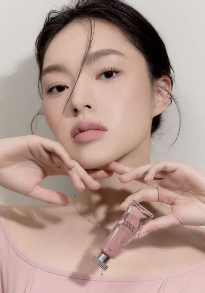 단아한 발레코어룩을 완성시켜줄 메이크업템4 네이버 포스트