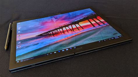 Lenovo Dezvaluie Primul Laptop Pliabil
