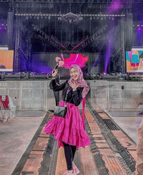 Potret Artis Cewek Nonton Konser Blackpink