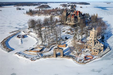 1000 Islands: 10, 20, or 30-Minute Scenic Helicopter Tour | GetYourGuide