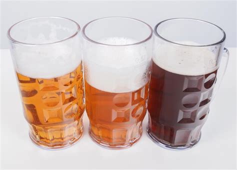 Small Beer Glasses Pictures Freepik