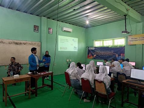 MAHASISWA TEKNIK INFORMATIKA UNIVERSITAS PAMULANG BERHASIL MEMBUAT SISWA SMK BINA PUTRA MANDIRI
