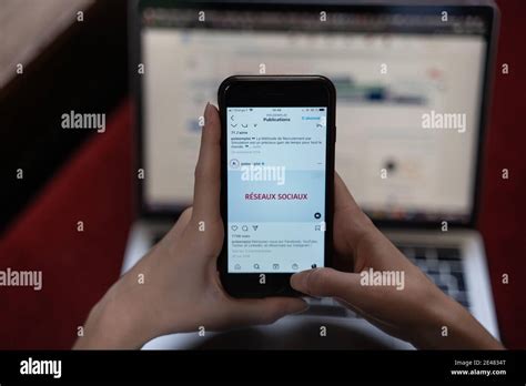 graphical user interface text application chat or text message stock