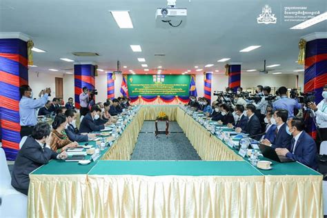 លោក ប្រាក់ សុខុន អញ្ជើញធ្វើបទបង្ហាញជូនគណៈកម្មការកិច្ចការបរទេស សហប្រតិបត្តិការអន្តរជាតិ ឃោសនាការ