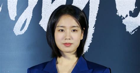 안은진 블루 수트까지 찰떡으로 소화 [se★포토]