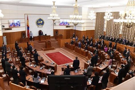 Полит Анализ Төрийн албаны тухай хуульд ямар өөрчлөлт орсон бэ