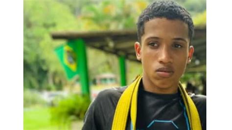 Rj Jovem é Baleado E Morto Família Acusa Pm De Atirar E De Jogar